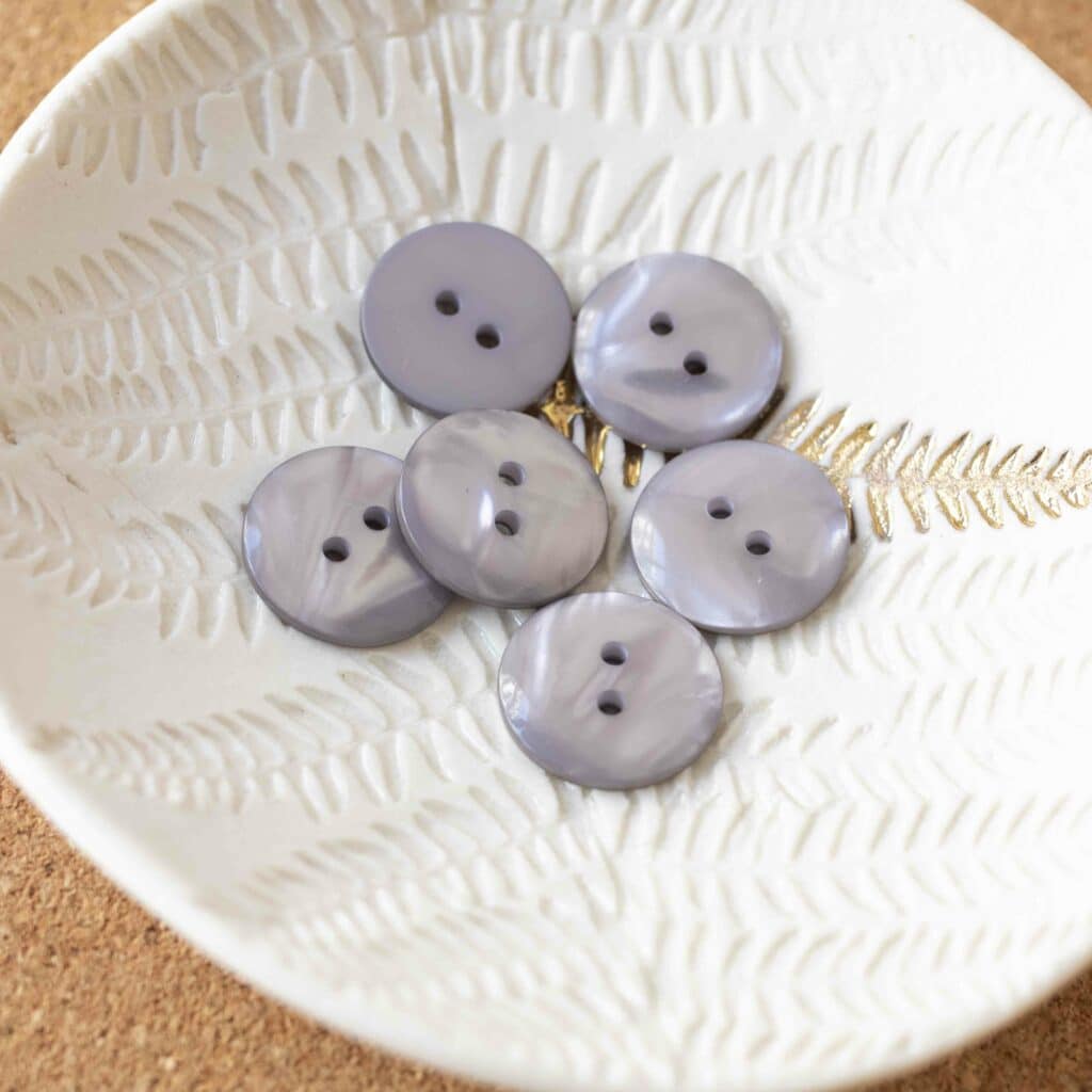 Sparkle button – Pearl Grey - Lise Tailor